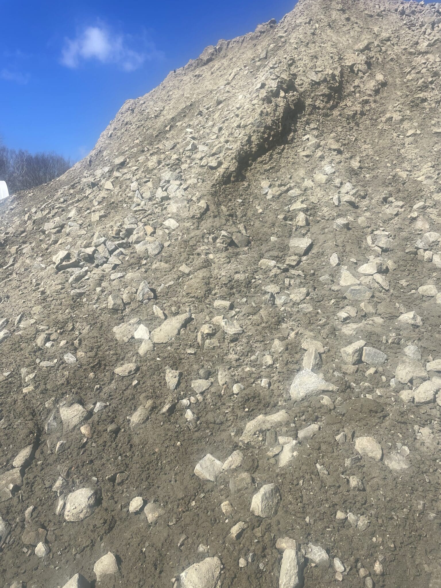 Crushed Fill - Tonlino & Sons Crushed Stone