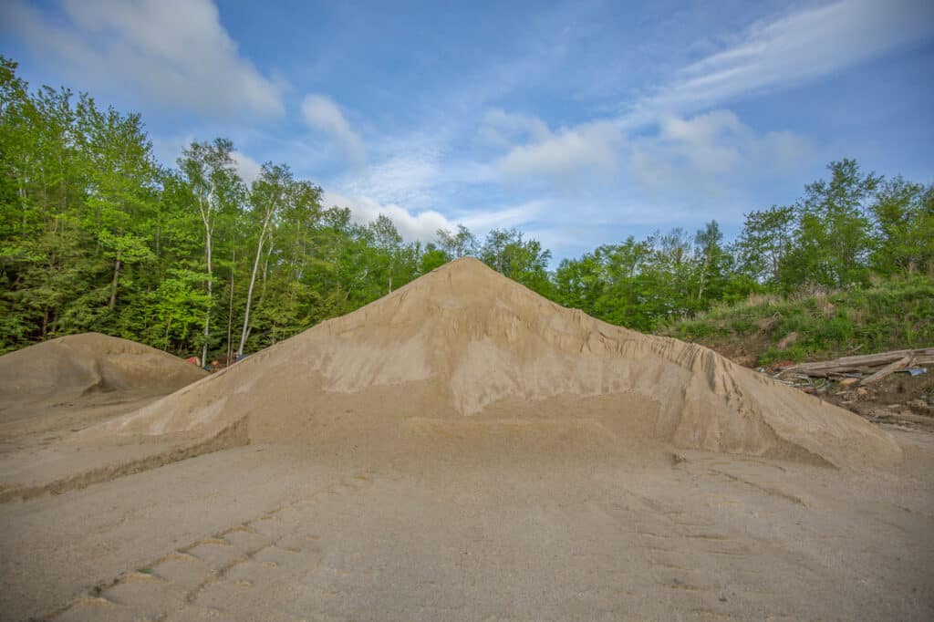 Washed Title V Sand - Tonlino & Sons Crushed Stone